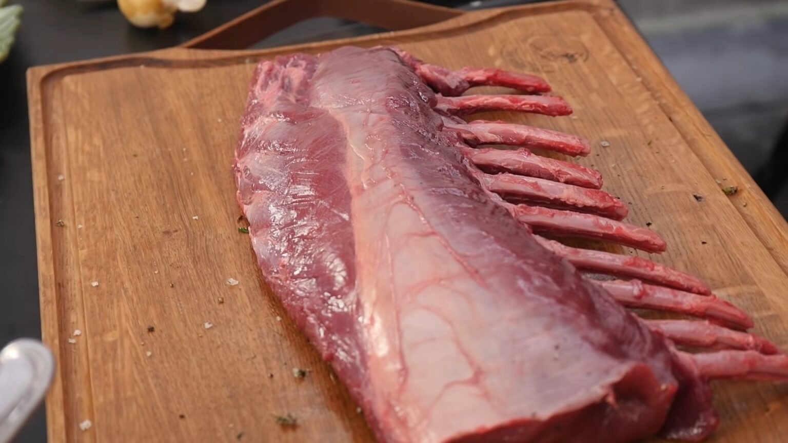 How Long Can Deer Meat Stay in the Fridge Before Processing - Avoiding ...